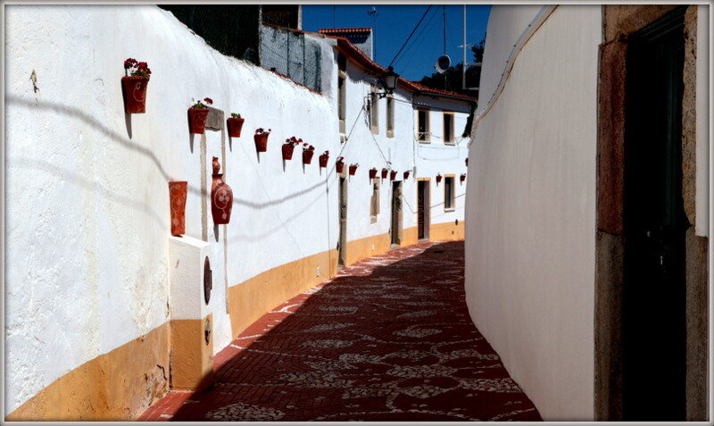 Pelas ruas coloridas de Nisa - Existe um Olhar